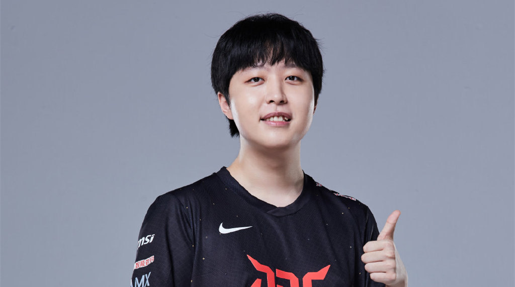 Hope hints that RNG can defeat T1, Kanavi is not guilty on both sides, Beifeng's evaluation of ...