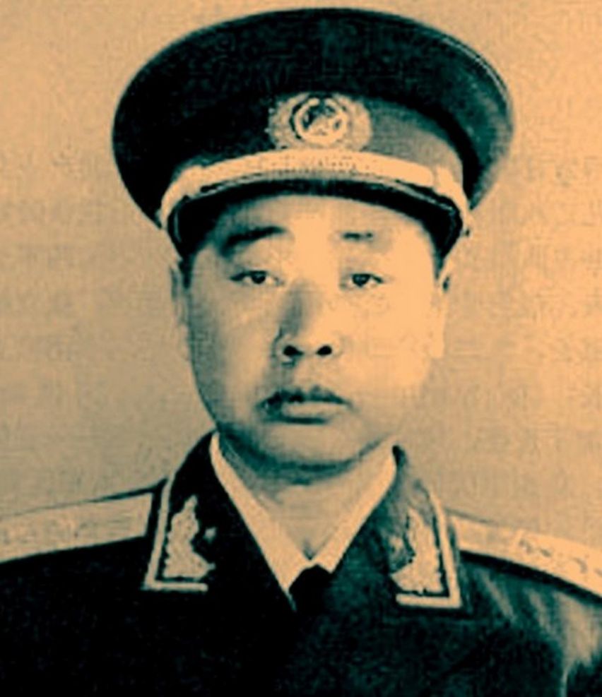 In addition to Mao Anying, what other "children of high-ranking ...