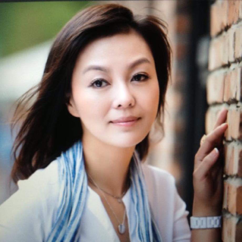 Cheng Yongxin and Rong Rong: The Happy Life of a Famous Writer and a ...