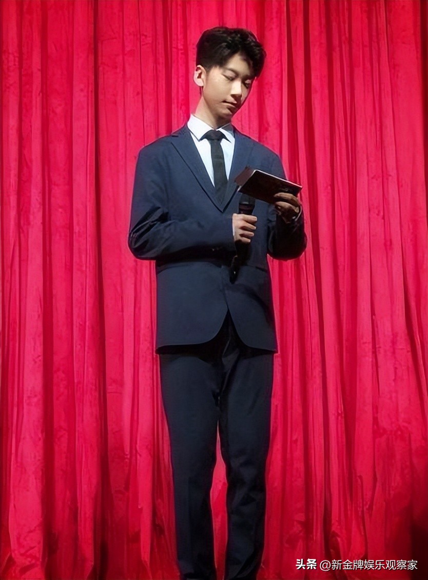 Zhang Liang sent Tian Tian to go abroad, like the children of Faye Wong ...