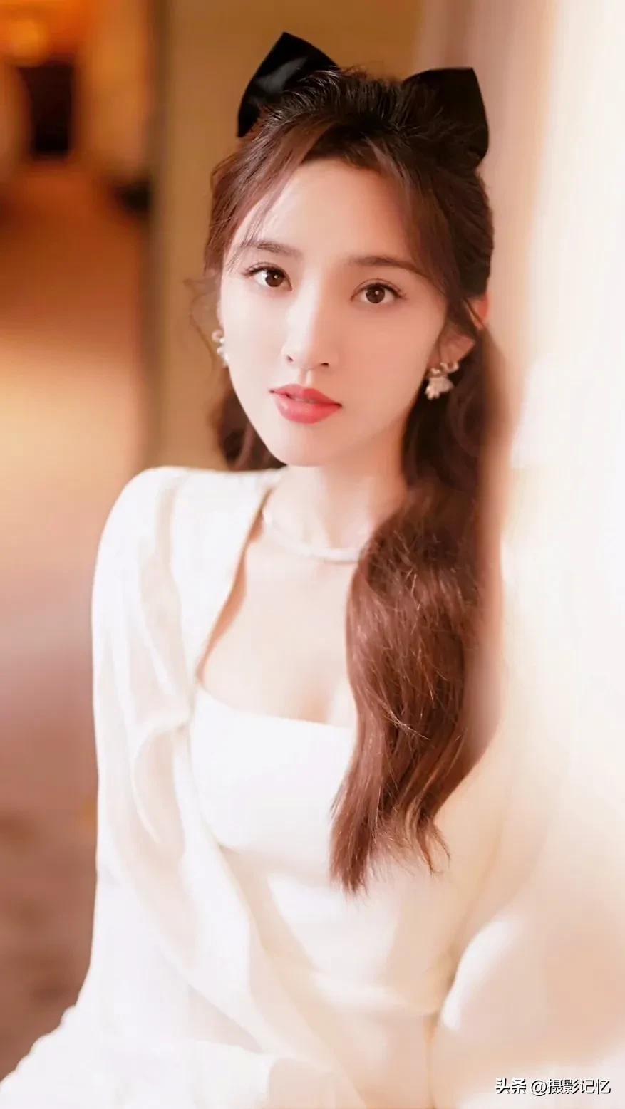 Tang Yixin: Beautiful as Diao Chan - iNEWS