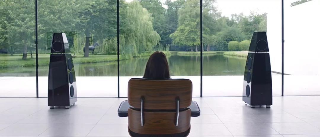 Meridian DSP 8000 XE, the flagship model of the world's top audio - iNEWS