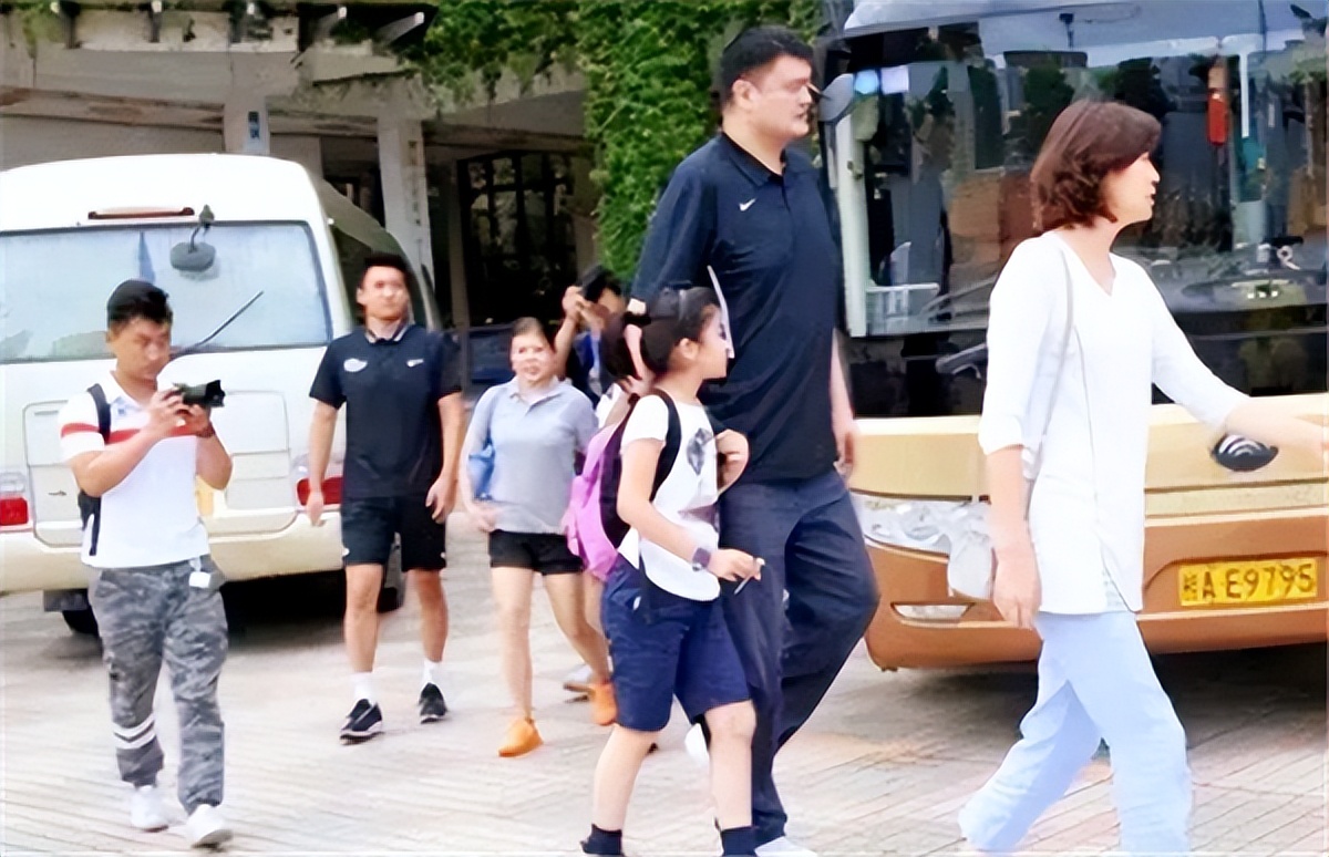 Documentary: The current situation of Yao Ming and his wife Ye Li: Ye ...