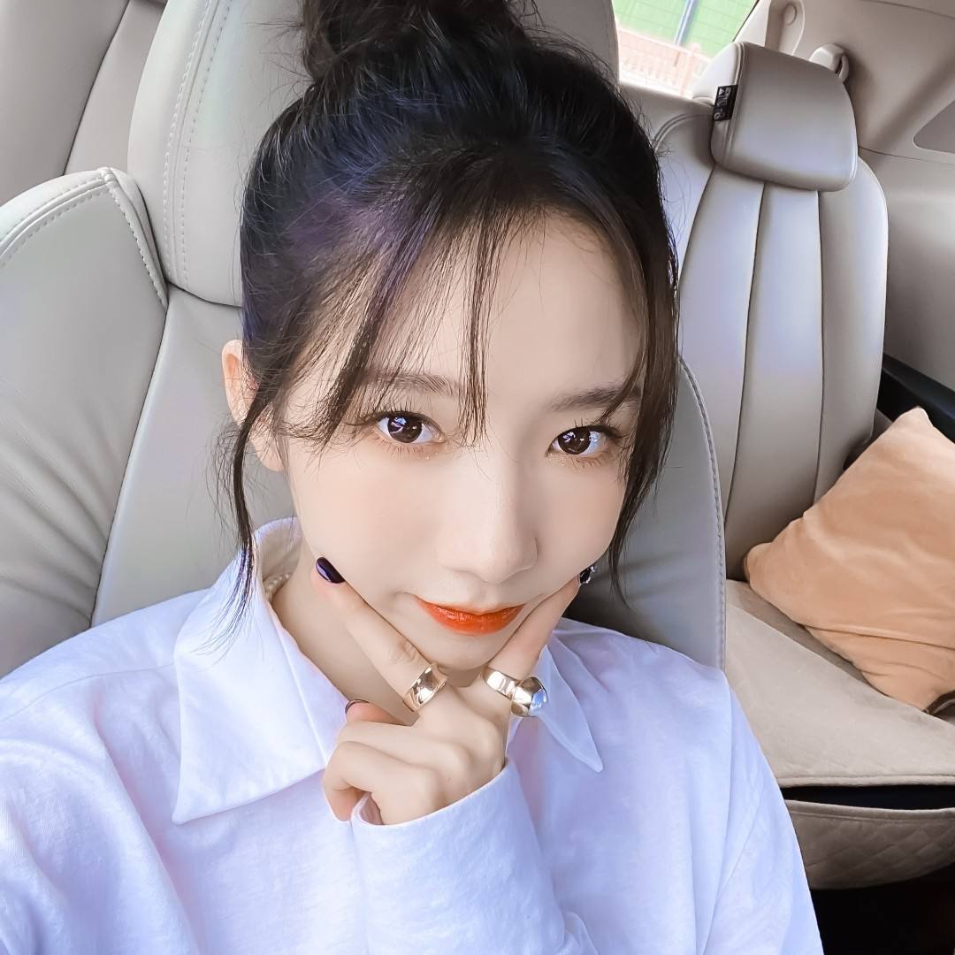 The leader said that the little peanuts in the circle: Yan Xujia plays ...