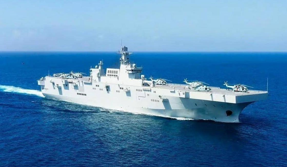 Has the West noticed the big movement of the PLA? Four large ships ...