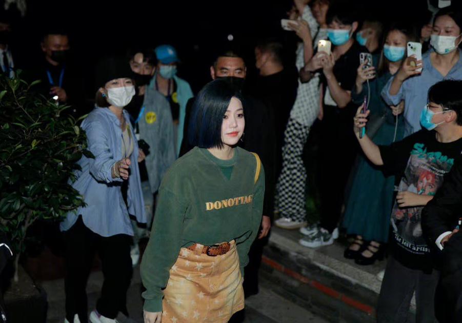 How amazing is Michelle Chen's girlishness?Cheng Xiao, 14 years younger ...