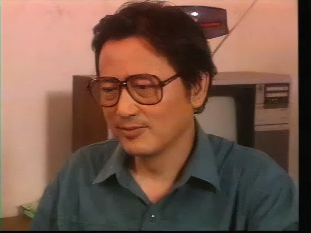 Mr. Zhao Youliang, a famous Chinese performing artist who starred in ...