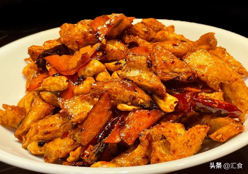 Sea Bass Egg Yolk Roll, Pineapple Beef, Kung Pao Lotus Root - iNEWS