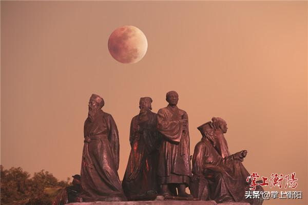 During the Mid-Autumn Festival, you can enjoy the beautiful scenery in ...