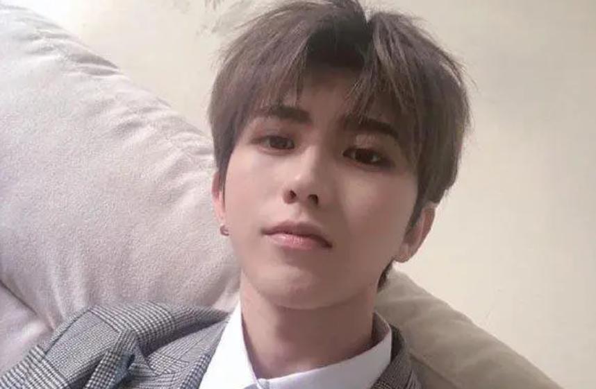 A top-notch singer in the music world, who has debuted for many years ...