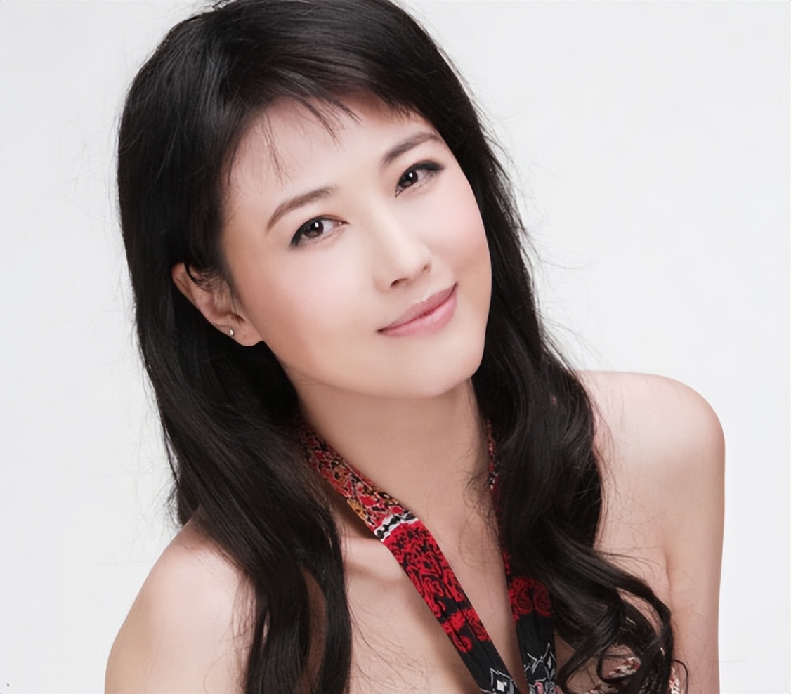 After 34 years of divorce, looking at the respective situations of Zhou ...