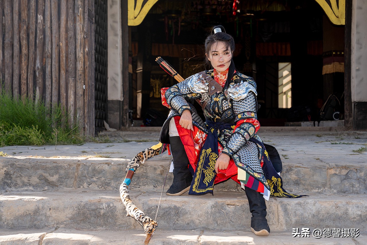 Mu Guiying in command (environmental portrait) - iNEWS