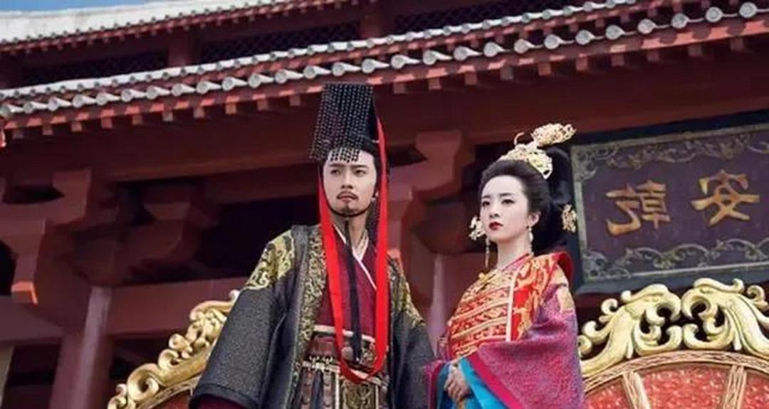 Yang Jian, who kept a low profile, said that after the emperor built ...