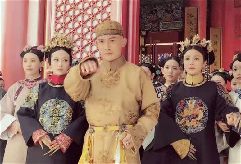 Why can Consort Ling be favored by Qianlong?This has to start from her ...