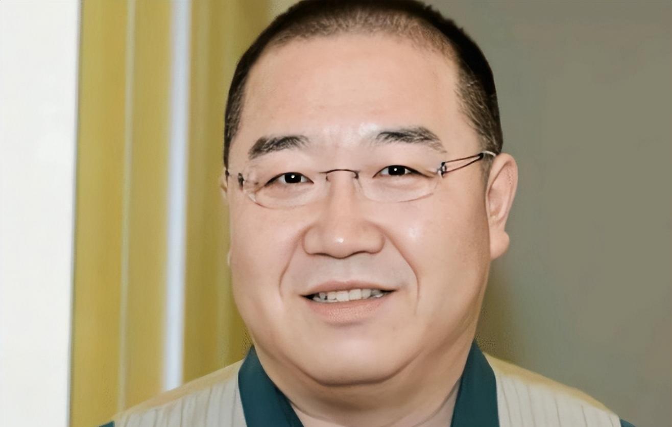 Liang Huan: Conquered Yingda with "talent", married for 26 years, and ...