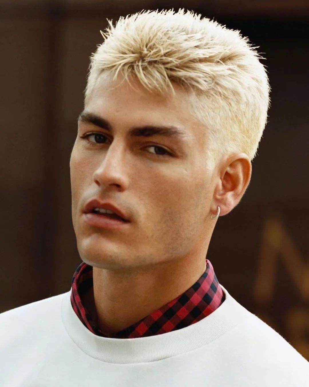 Veteran supermodel Tyson Barrow makes a low-key comeback - iMedia