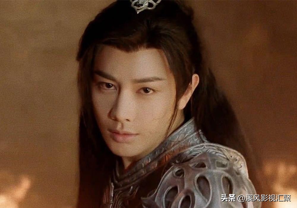 [Yue Song Xing] He's white hair was so cruel, he fell in front of Liu ...