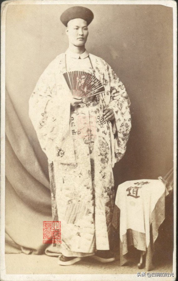 Old photo: Chinese giant in the Qing Dynasty-Zhan Shichai - iNEWS