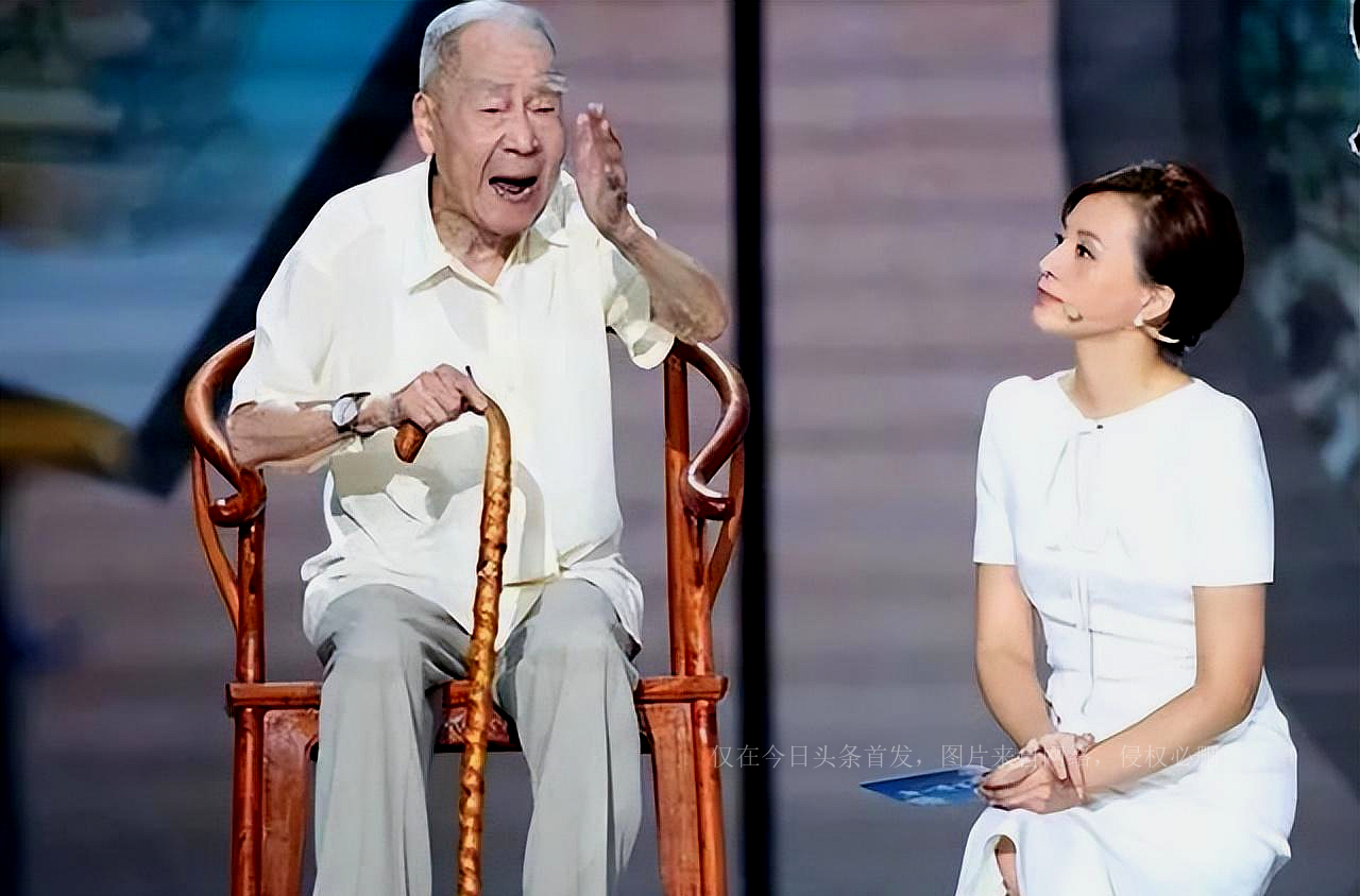 Dong Qing's story! What kind of person is Dong Qing outside the halo? - iMedia