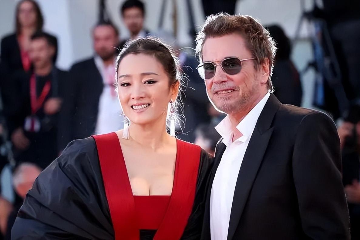 Why is Gong Li, a generation of actresses, willing to be his 4th wife ...