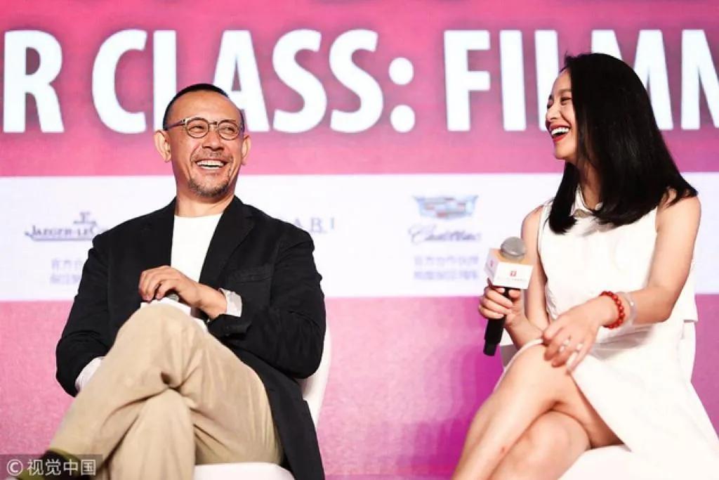 Jiang Wen and Zhou Yunhao laughed loudly, and the couple showed their ...