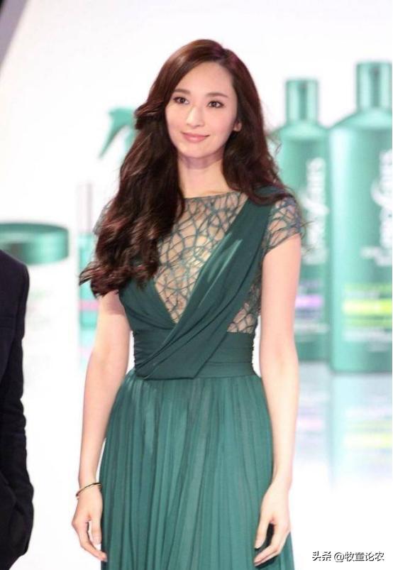 30-year-old Karena Wu: Beside a wealthy boyfriend for 5 years without a ...