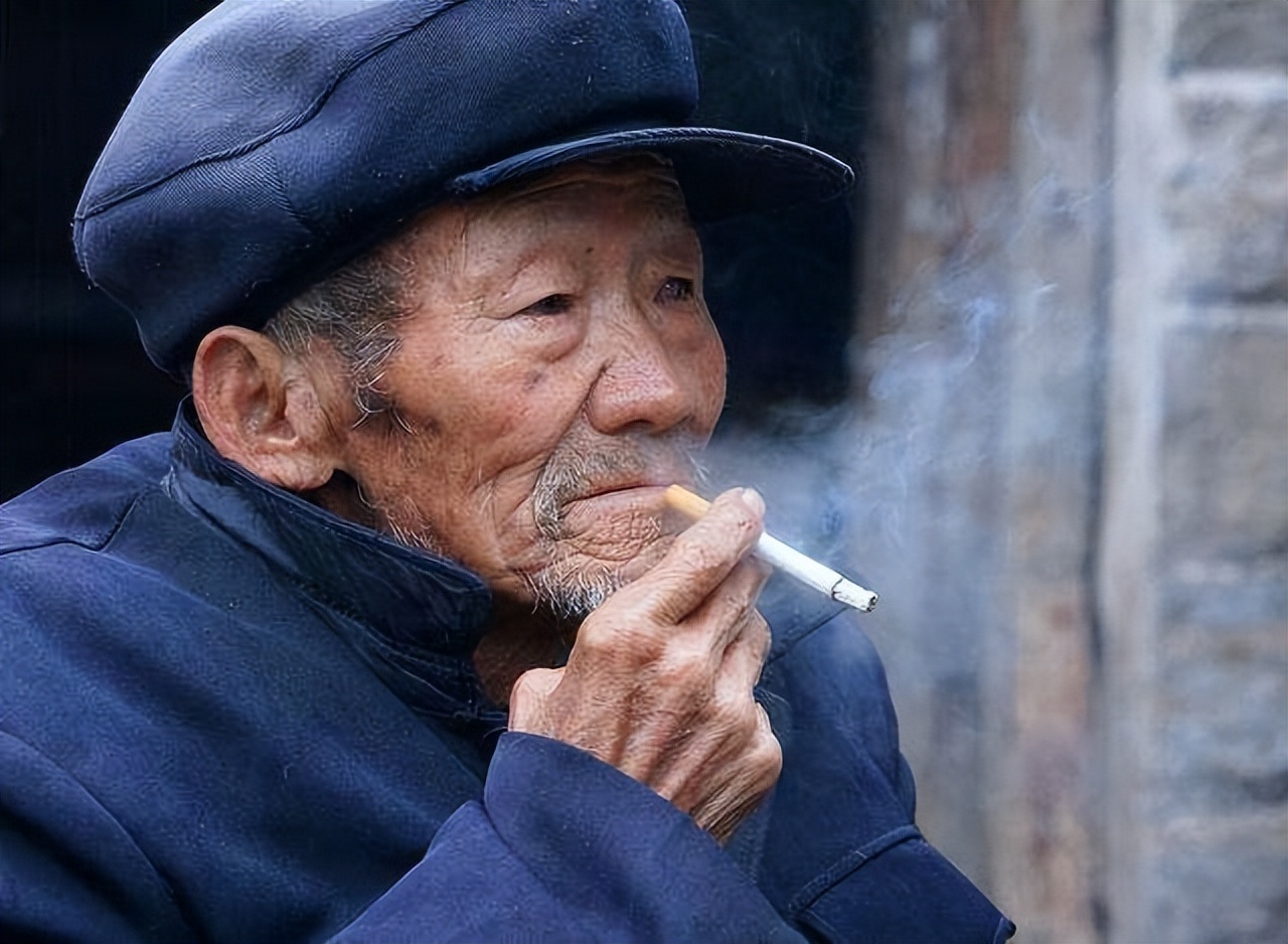 Why does the old man have a smell?Suggestion: 5 habits to stay away ...
