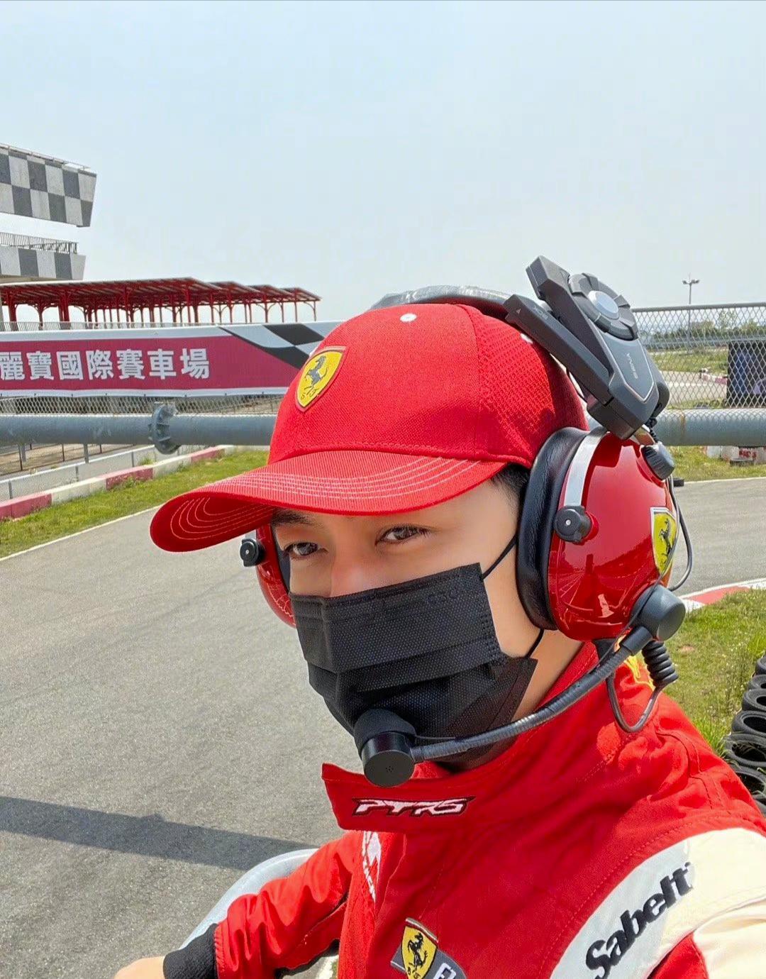 Lin Zhiying made her first appearance after a car accident and ...