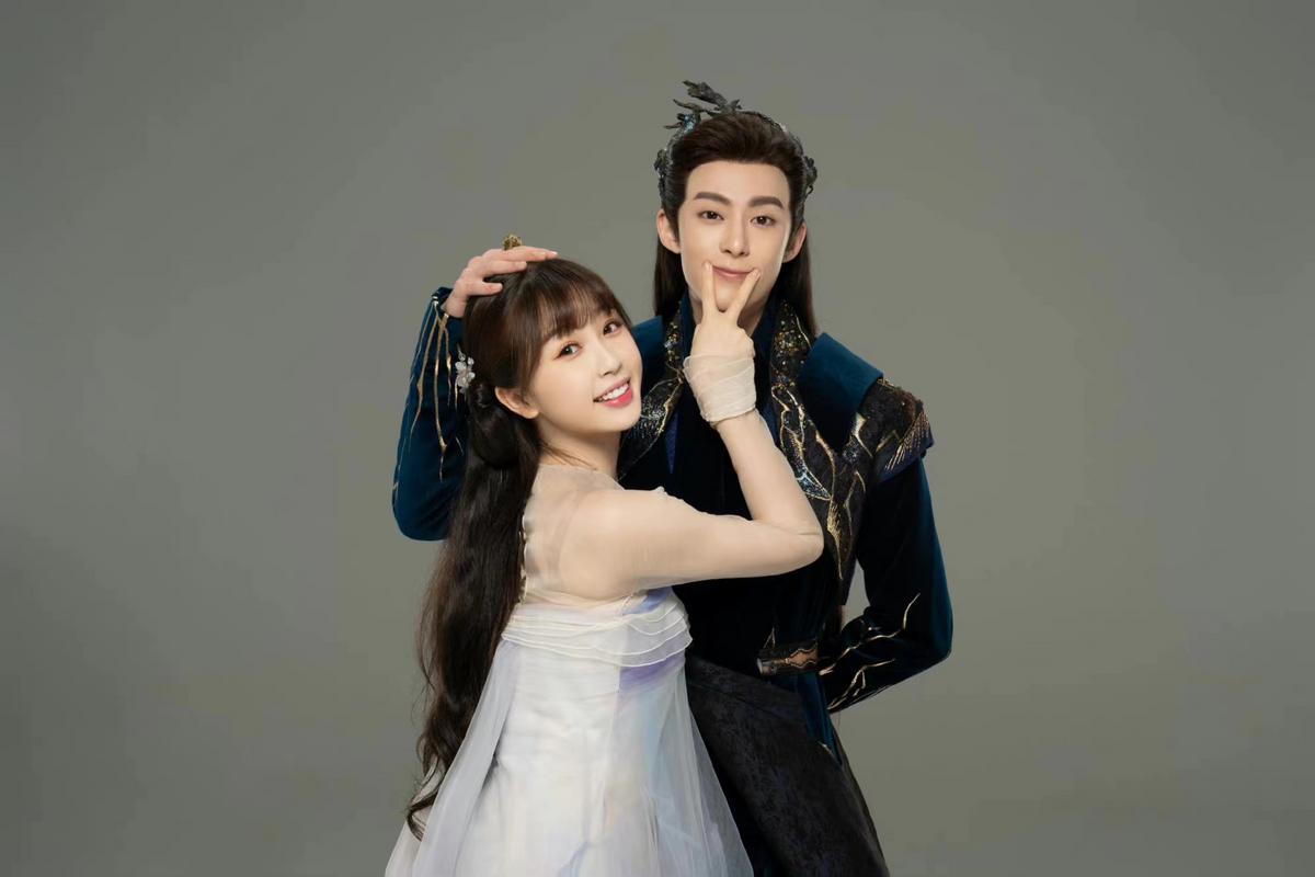 Wang Yixu releases new stills of Canglan Jue, Freesia will always shine ...