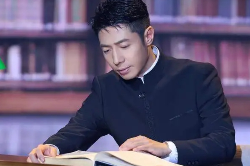 Stop saying "reading is useless", these highly educated stars in the ...