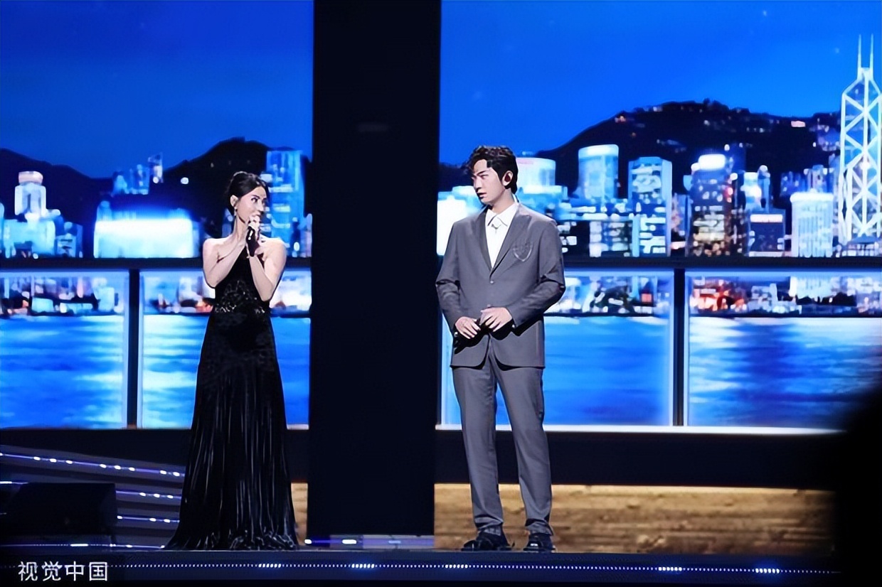 Live pictures of the Gala in the Greater Bay Area: Jackie Chan, Zhang Ziyi, Andy Lau singing ...