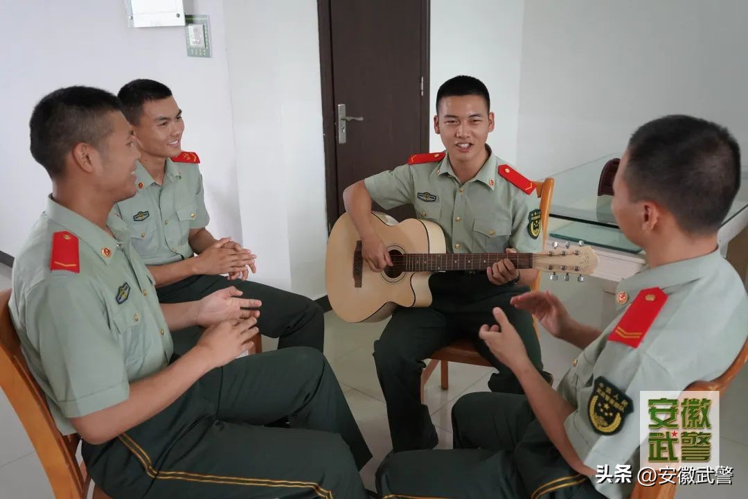 Really unusual!Brother Bing's holiday "circle of friends" exposed ...