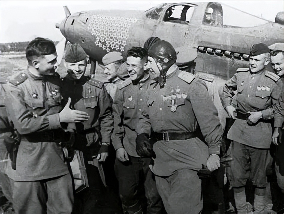 The two aces of the Soviet Air Force in World War II, Kozhdub and ...