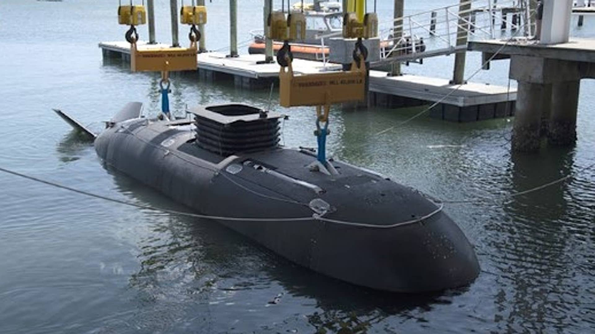 The U.S. Navy is ready! New Miniature Submarine Drops Navy SEALs - iMedia