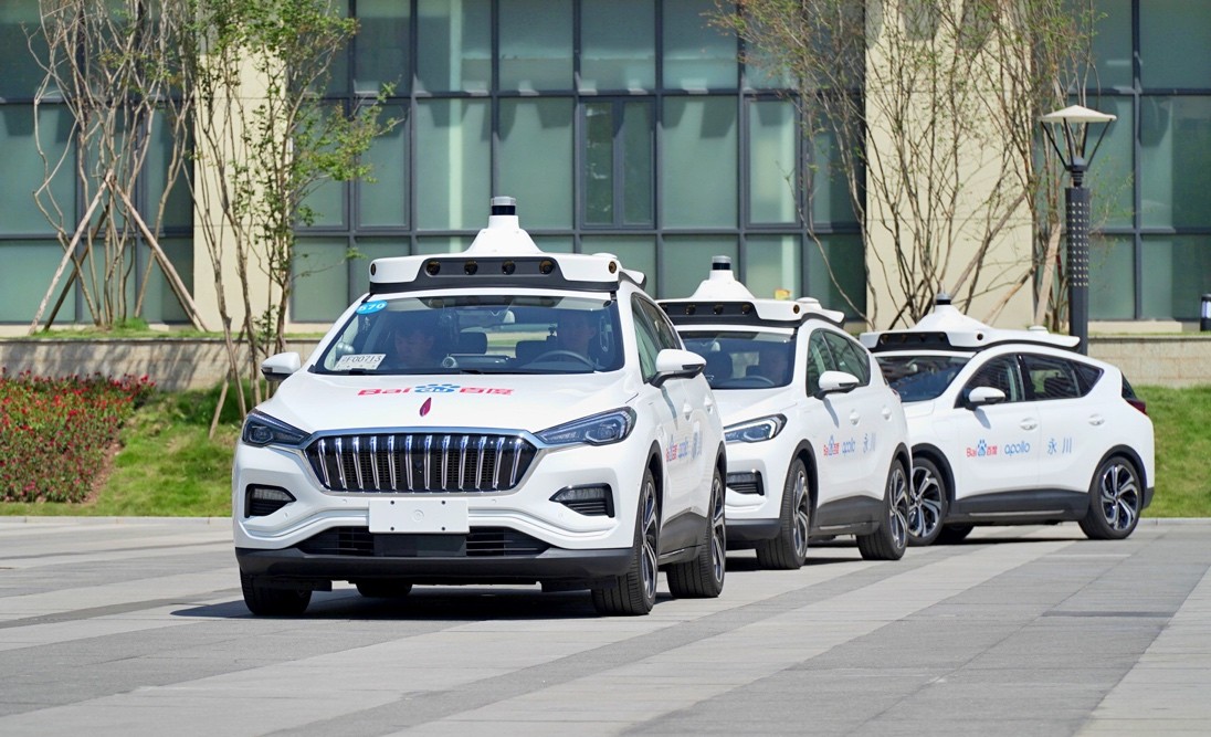 Robin Li's first lecture of the year: Autonomous driving is the ...