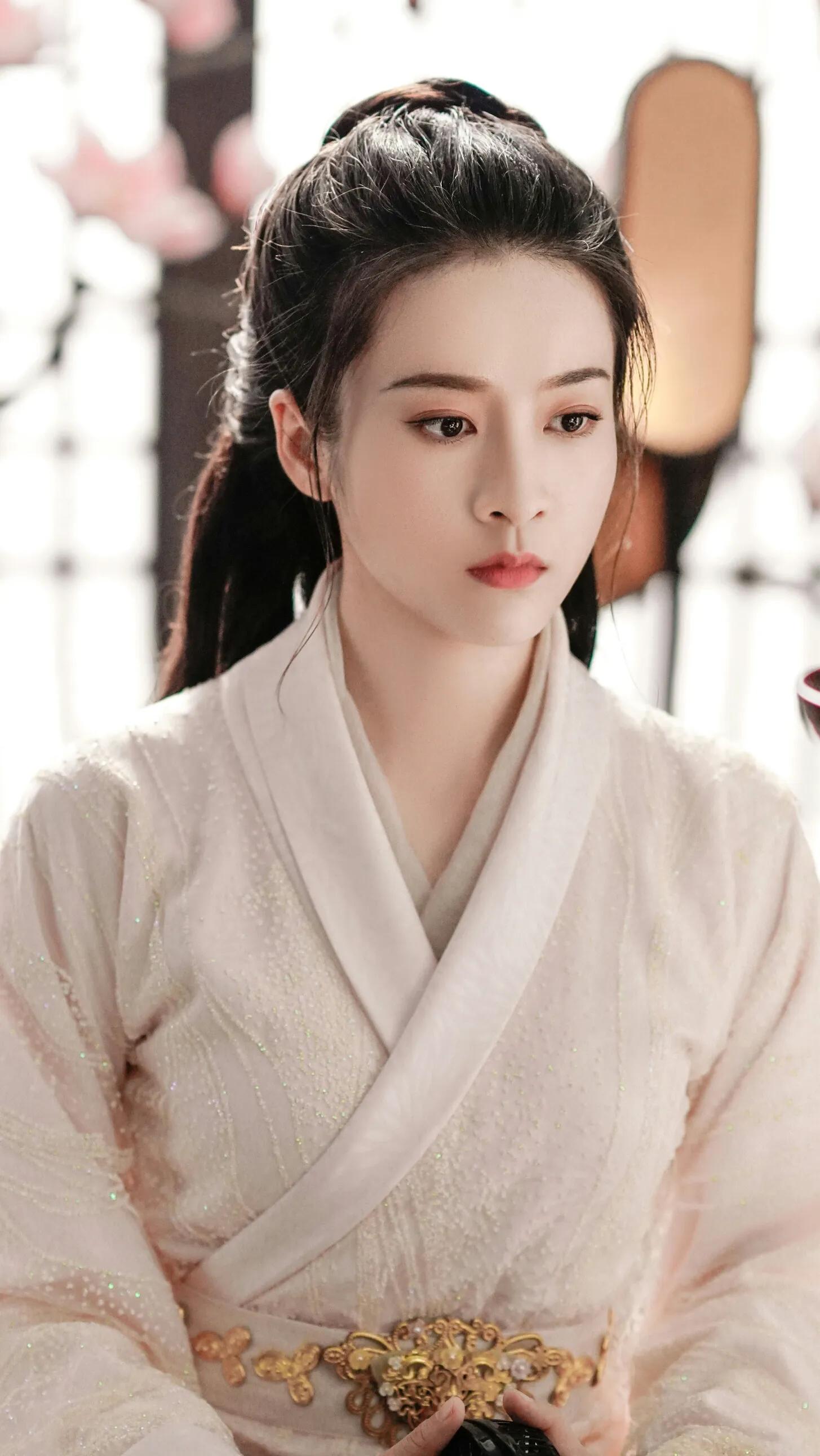 Zhang Xueying, Rong Le - iNEWS