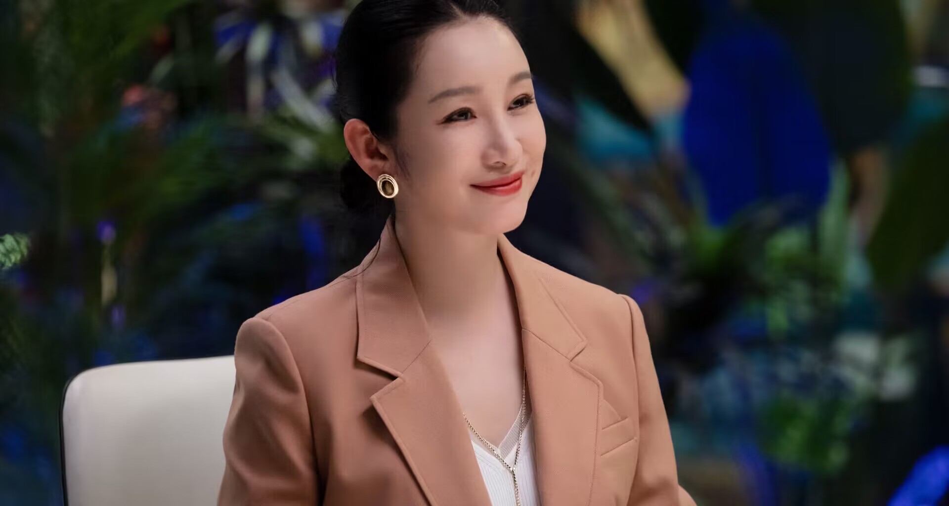 "Be Your Own Light" has 5 heroines and 5 endings, He Huan turned ...