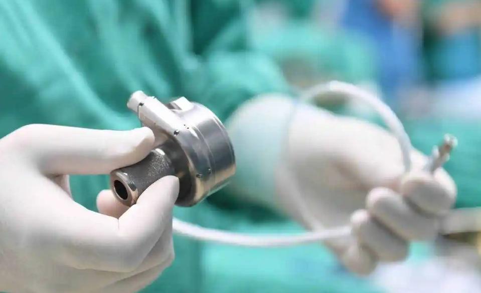 China's black technology king fried - iNEWS