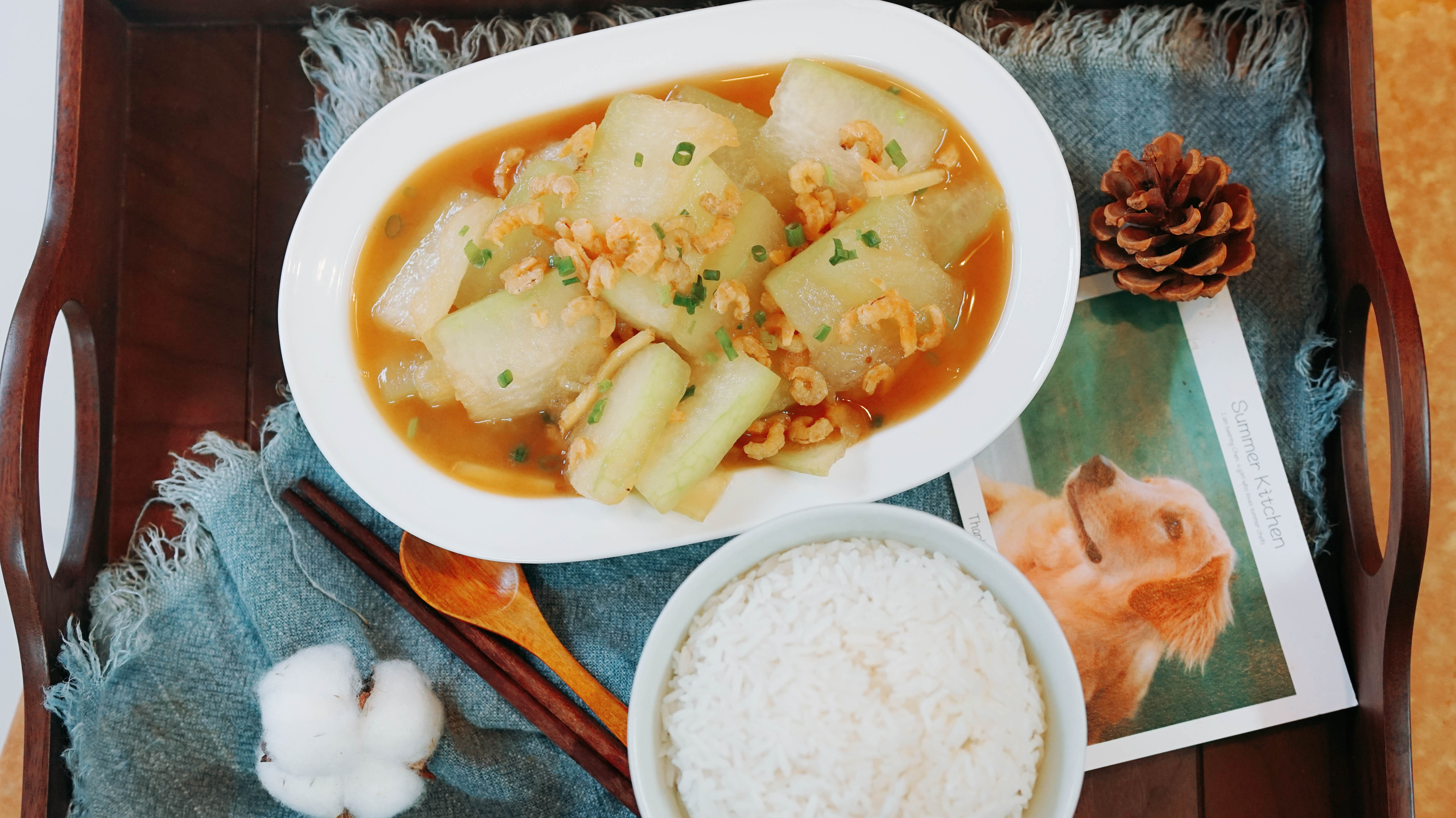 Teach you how to make homemade delicious winter melon stewed shrimp ...