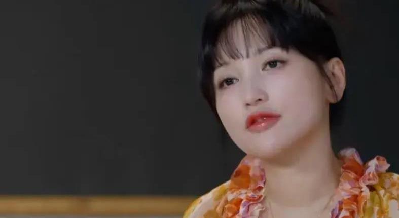 The 42-year-old Jinsha officially announced a new relationship and ...