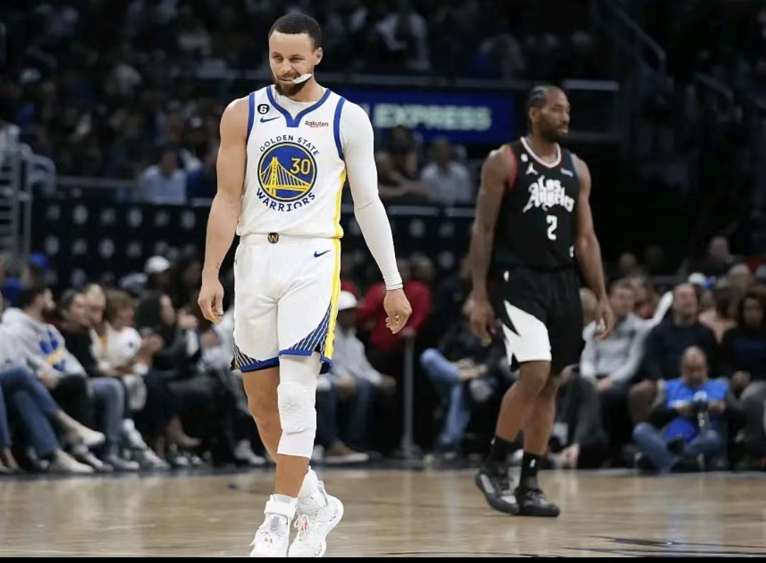 Curry 30+6+6! "180" club, Curry's 50+ game after the age of 30 is the ...