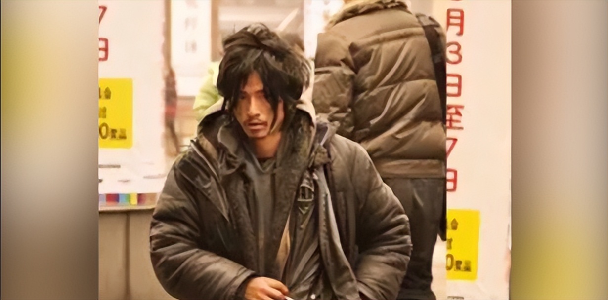 The No. 1 best handsome guy "Brother Sharp": wandering on the street ...