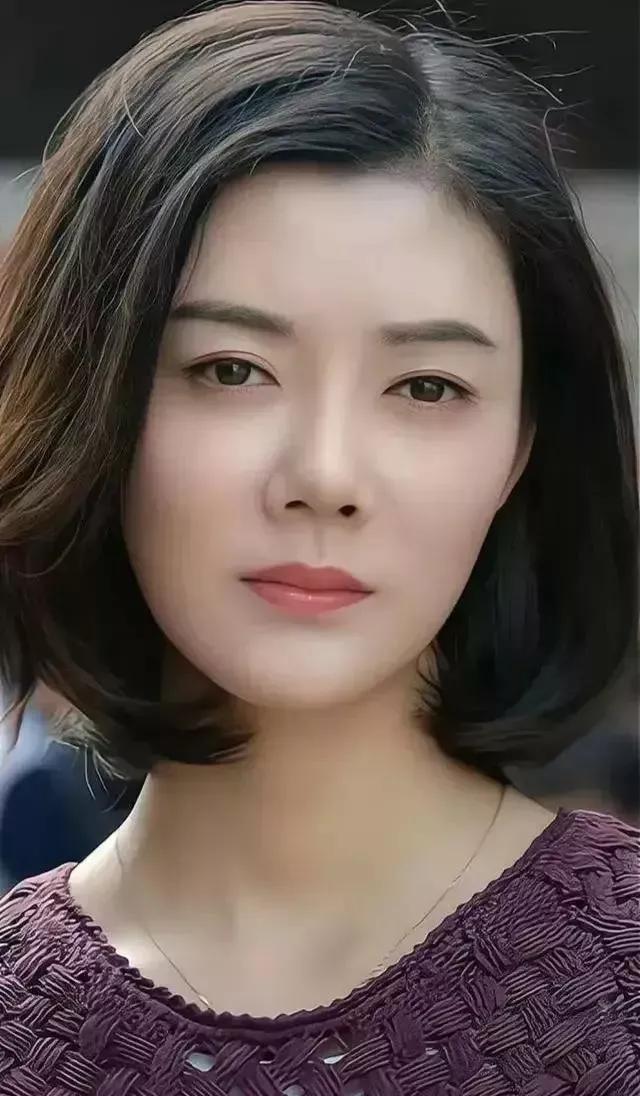 Che Xiao: Domineering and elegant, stunning and charming - iNEWS