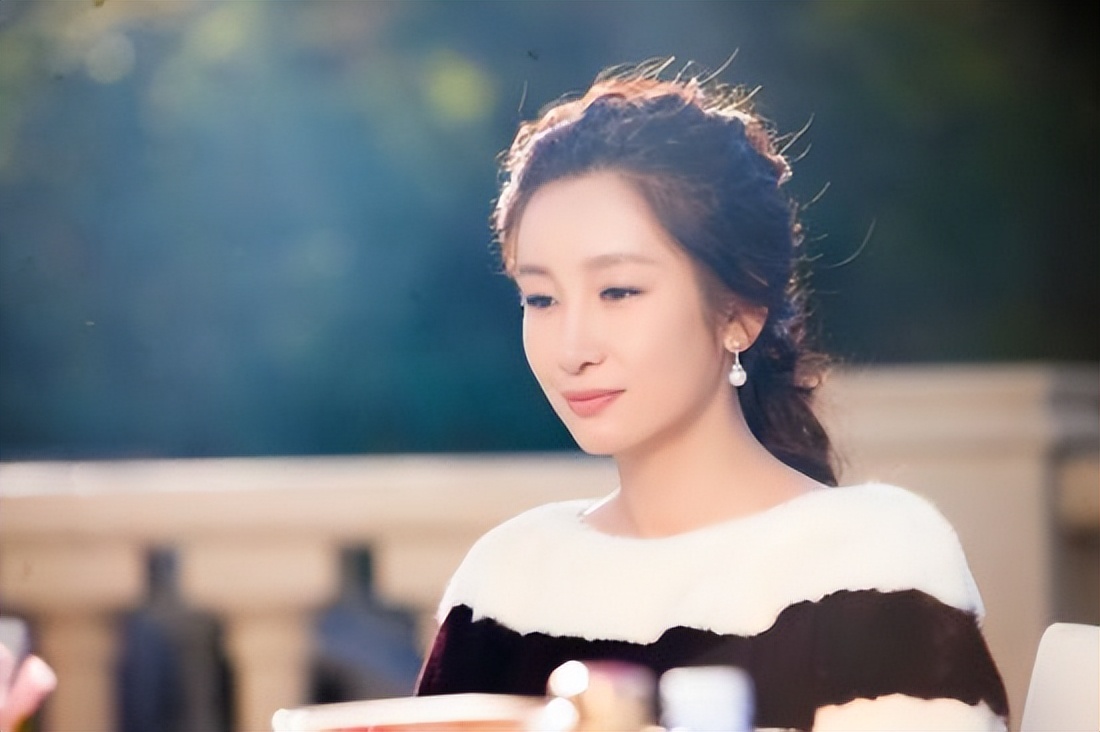 Wang Xinjun: After becoming famous, he abandoned his wife and son ...