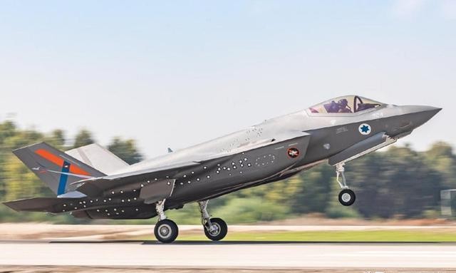 There are too many J-20s to accommodate enough pilots, so pilots of ...