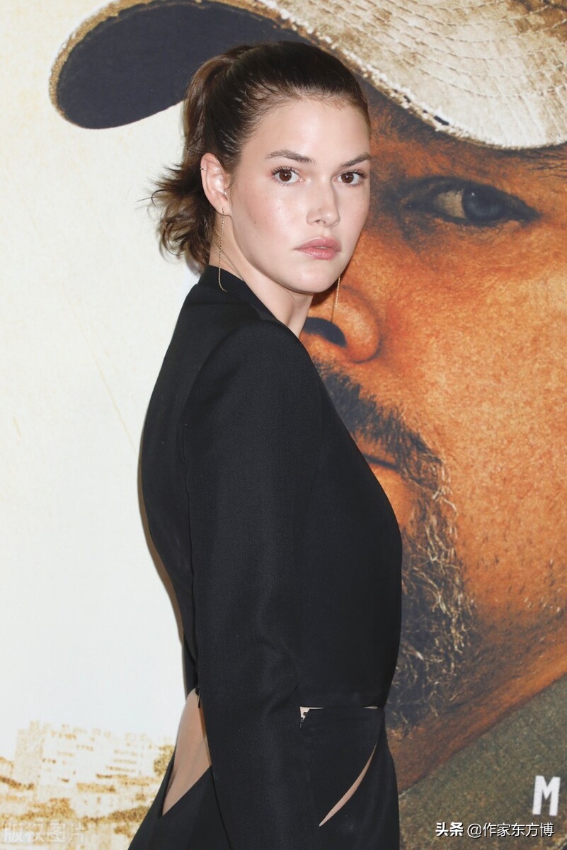 Supermodel Vanessa Moody wore a black deep V-neck jumpsuit at the event ...