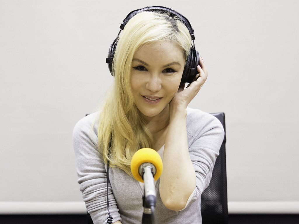 "Intersex" Li Jing, the legendary life of a variety show queen, has ...