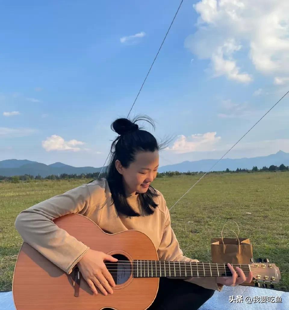 Yongmei, she looks so gentle, but she is actually so rock and roll in ...