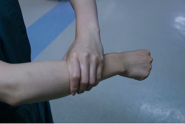 Postoperative Rehabilitation Guidelines for Distal Radius Fractures - iNEWS