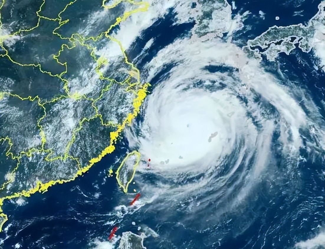 The Twin Typhoon Effect: What happens when two typhoons collide? - iNEWS
